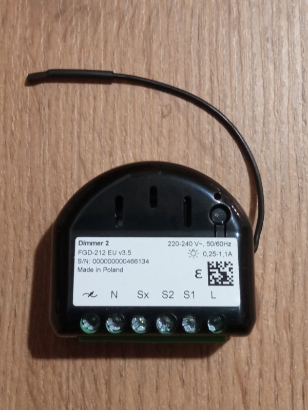 Dimmer 2 od FIBARO – recenzja ściemniacza oświetlenia - SmartMe